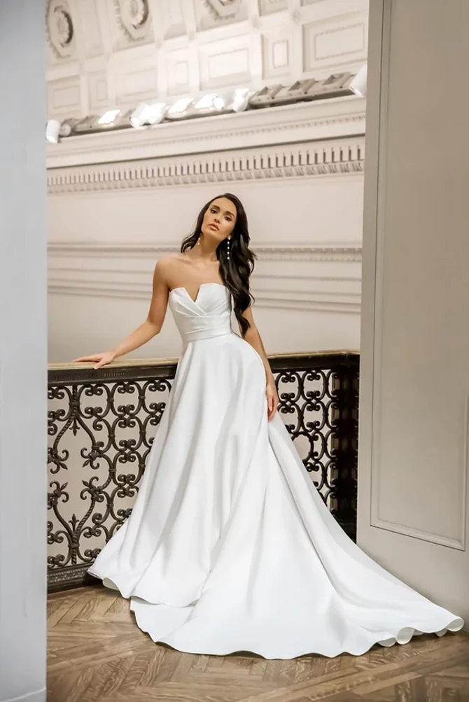 Canvas by Colby John - Sophia | White Closet Bridal